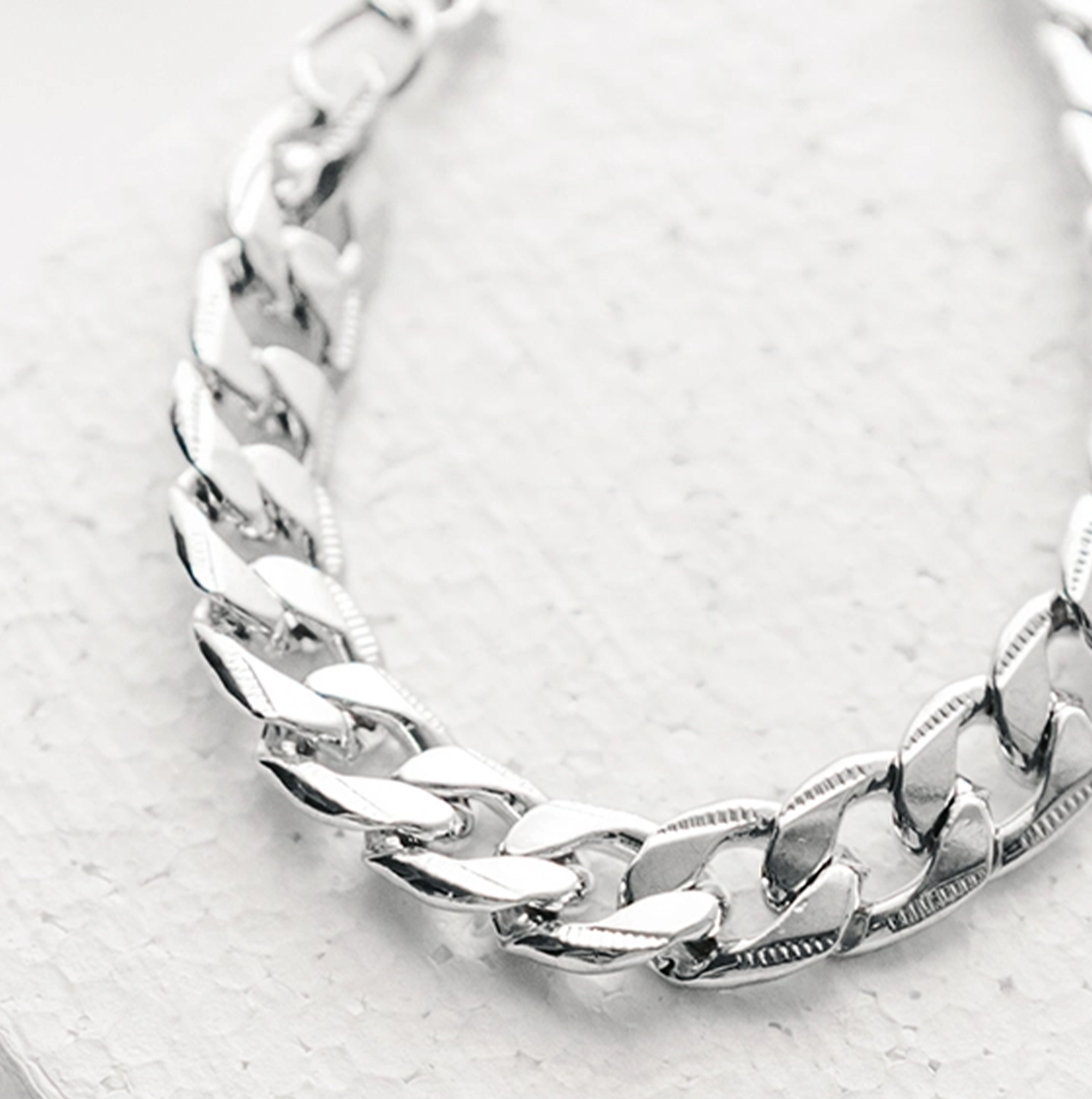 Elegance Unwrapped: A Guide to Gifting Precious Metal with Grace and ...